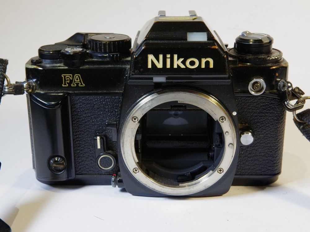 Nikon FA mit Anleitung (Gebraucht) in für CHF 98 – mit Lieferung auf ...
