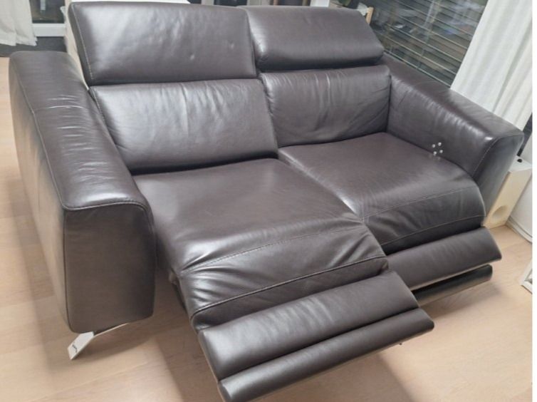 NATUZZI 2er Sofa LUCA, Leder, elektr. Relax Funktion | Kaufen auf Ricardo