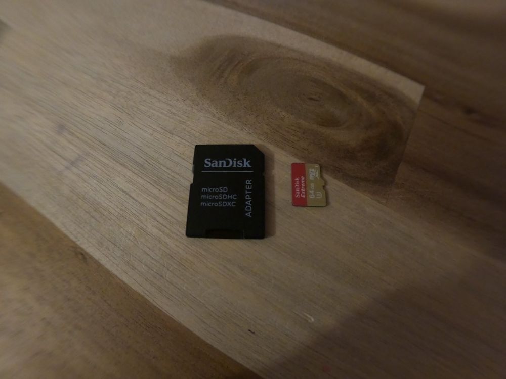 SanDisk Extreme 64GB MicroSD Card Gold + Adapter (D'occasion) à Uvrier ...