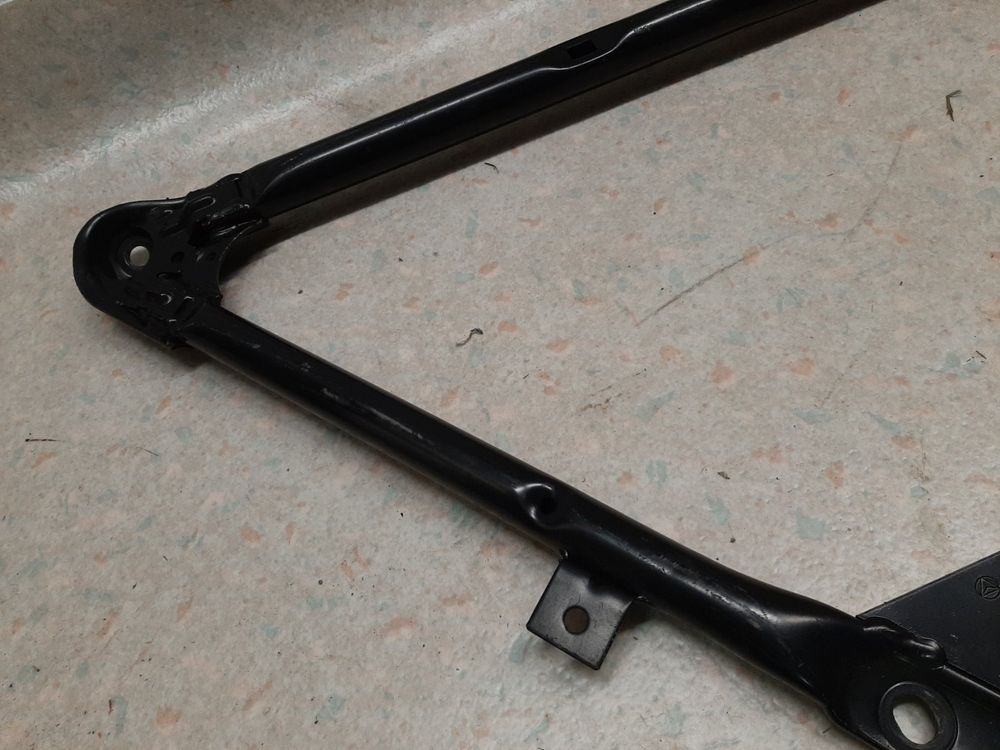 BMW E46 NOS Versteifung vorne 31111096431 - 3er ohne Allrad (Gebraucht ...