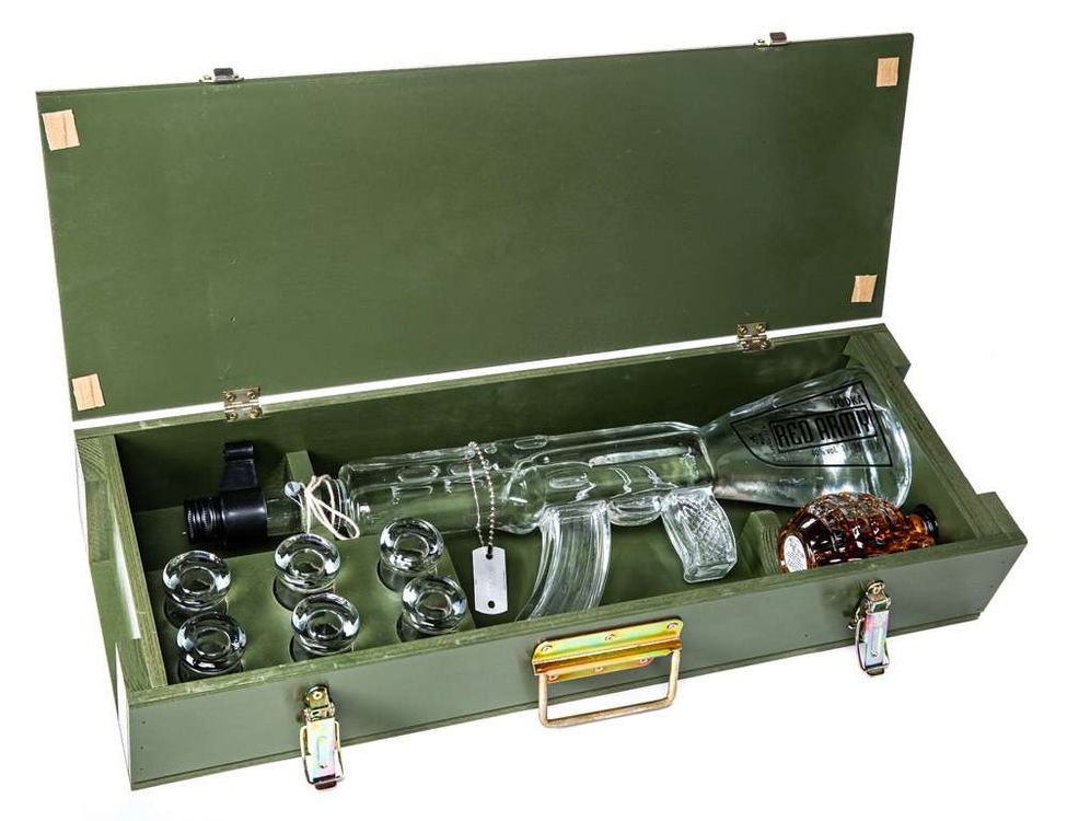 Red Army Kalashnikov Vodka – 120cl in Holzkiste mit Granate (Neu ...