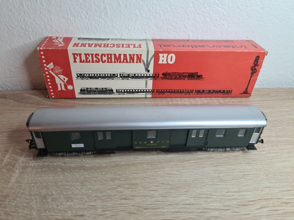 Fleischmann 5130 Gepäckwagen SBB H0 (Gebraucht) in St-Aubin-Sauges für CHF 49 – mit Lieferung ...