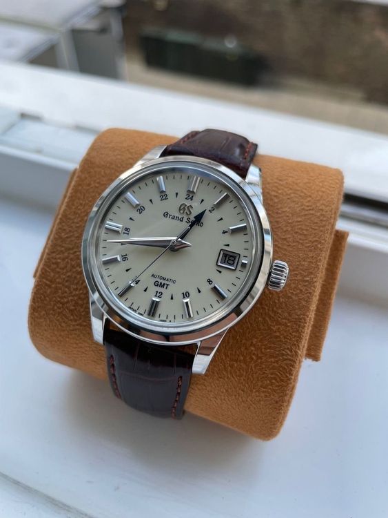 Grand Seiko SBGM221 GMT (Gebraucht) in Zürich für CHF 2600 – mit ...