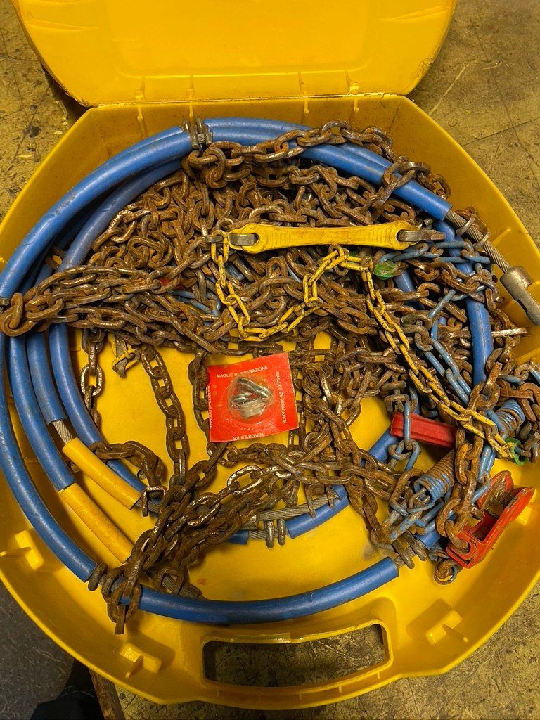 Wintertaugliche Schneeketten Thule T2 No Problem, Top! (Gebraucht) in Unterägeri für CHF 20 ...