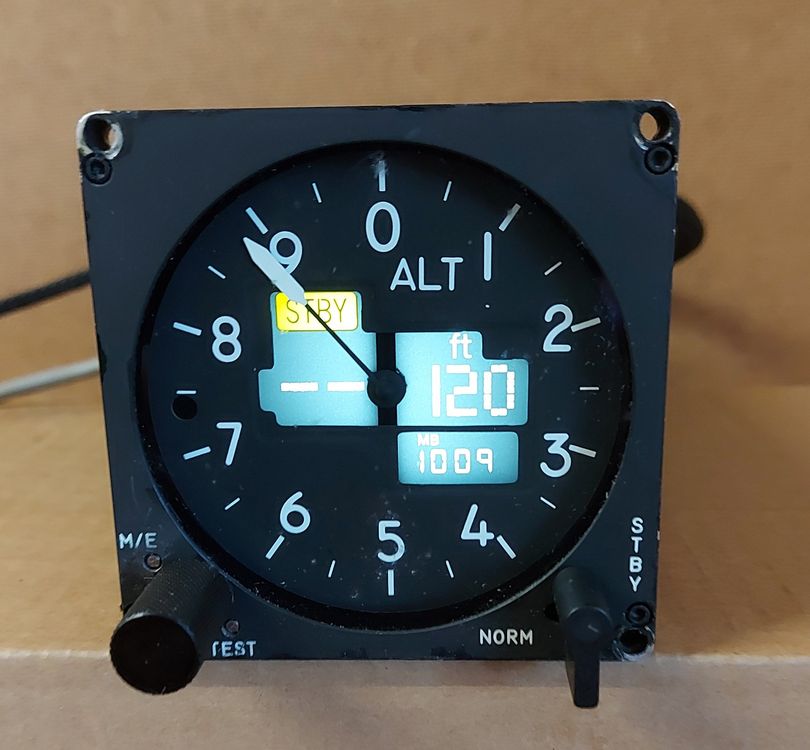 Flugzeug Altimeter Anzeige Digital / Analoge inkl. Testkabel (Gebraucht ...