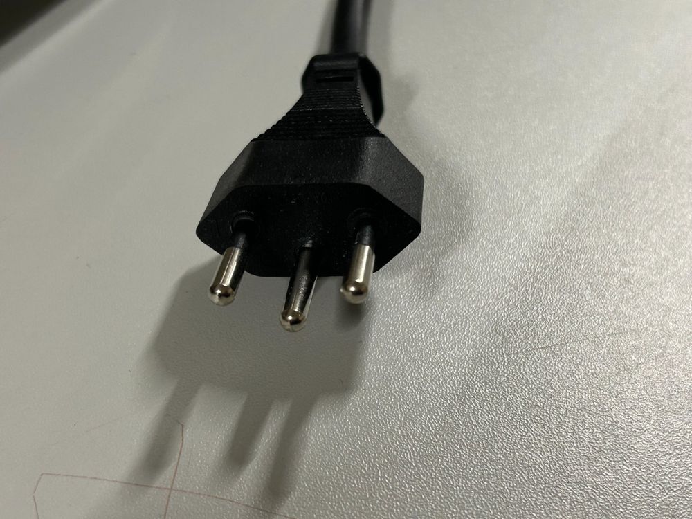 Kontakt Grill NEU mit Garantie (Neu und originalverpackt) in Hombrechtikon für CHF 103 – mit ...