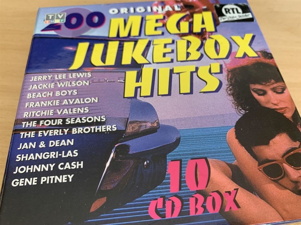 Mega Jukebox Hits - 10 CD (Gebraucht) in Rikon im Tösstal für CHF 12.5 – mit Lieferung auf ...