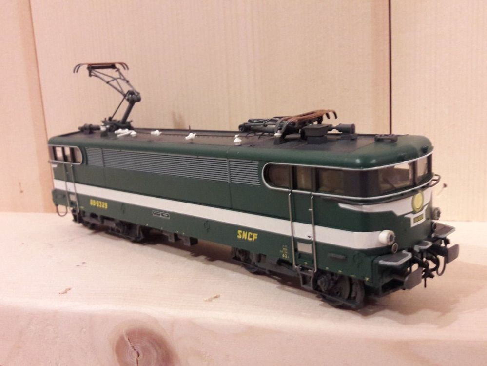 Roco HO DC : SNCF locomotive électrique "BB 9329" (Gebraucht) in Buttes ...