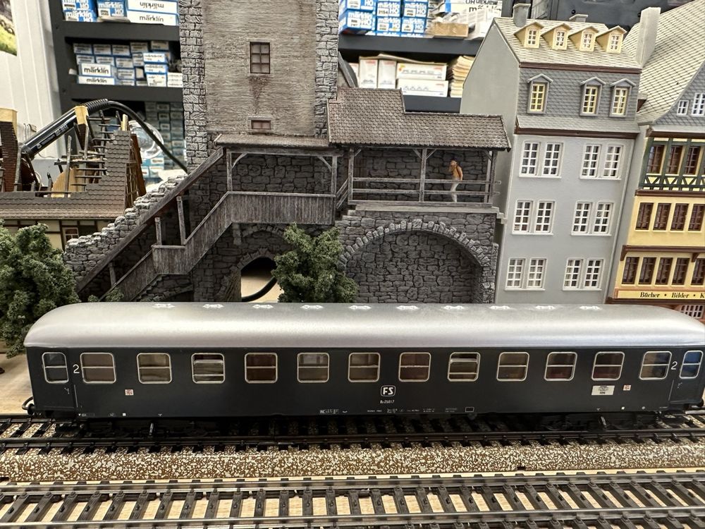 Märklin 0796-05 FS Personenwagen (Neu und originalverpackt) in ...