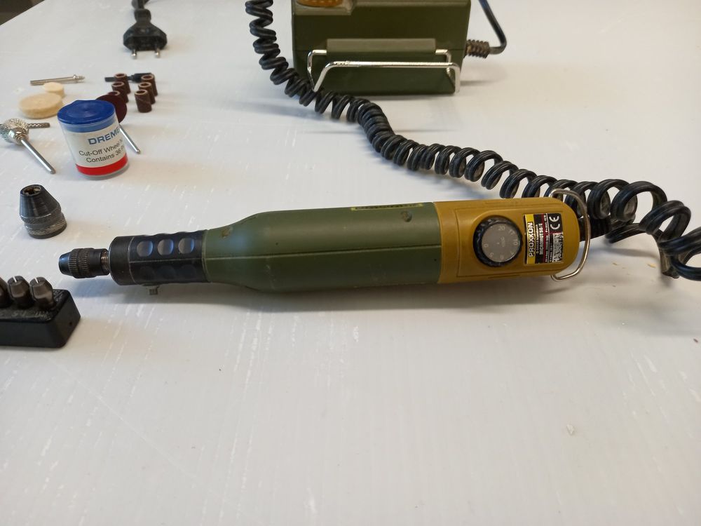 Proxxon Fräser / Dremel / Multiwerkzeug / Alleskönner (Gebraucht) in ...