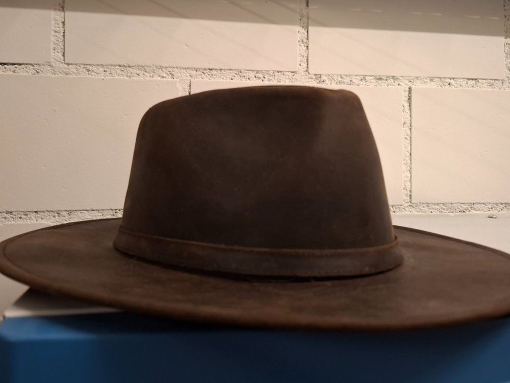 Lederhut 55cm Cowboy Western Jäger (Gebraucht) in Hettlingen für CHF 25 ...