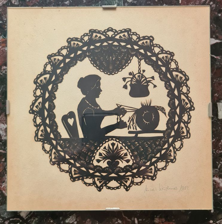 Scherenschnitt Heidi Widmer (Gebraucht) in Hauptwil für CHF 32 – mit Lieferung auf Ricardo kaufen