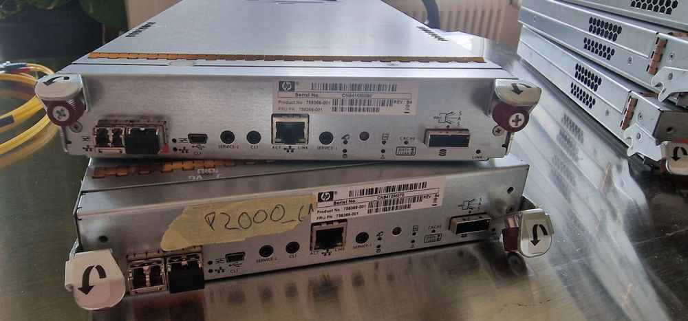 HP P2000 - Controller FC 758366-001 (Gebraucht) in Les avanchets für ...