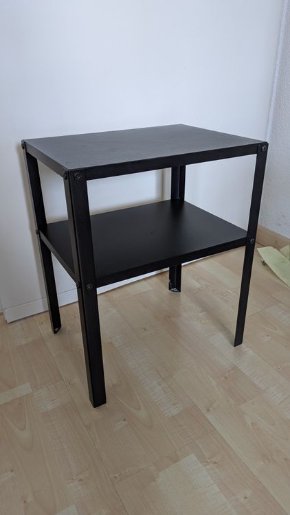 Schwarzer Nachttisch/Beistelltisch IKEA KNARREVIK (Neu (gemäss ...