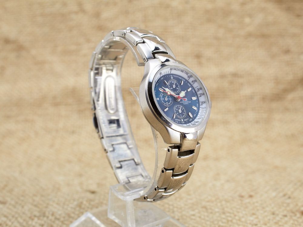 Damen Uhr, NSA Steel, 28 mm | Kaufen auf Ricardo