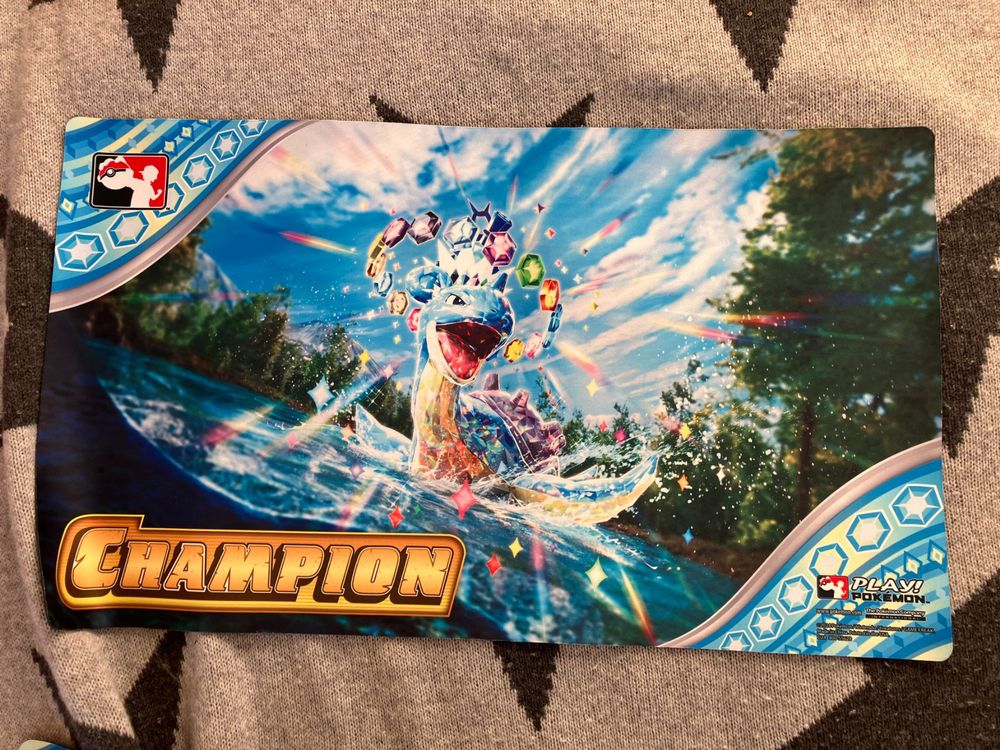 Pokémon playmat/tapis de jeu League Cup Champion Lapras (Neu (gemäss ...