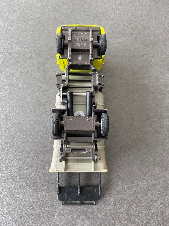 Dinky Toys camion Bedford poubelles (Gebraucht) in Meyrin für CHF 30 ...