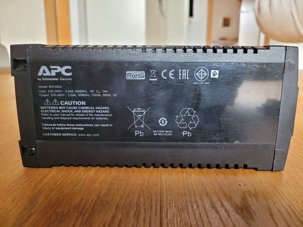 USV Notstromversorgung APC BX700UI (Gebraucht) in Heiligkreuz (Mels ...