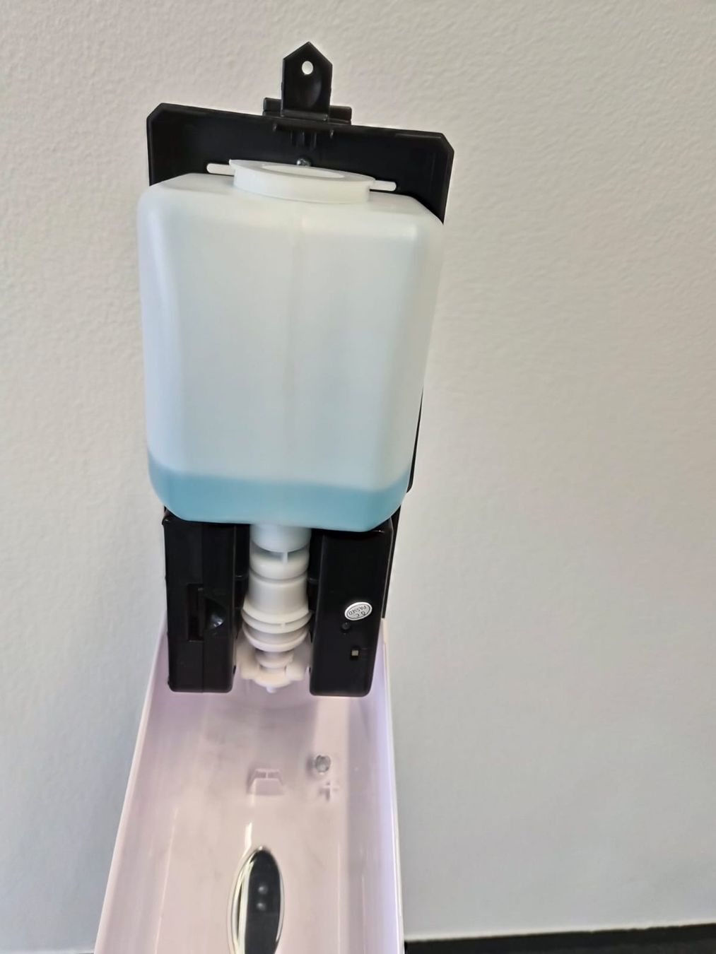 4Stk Spender für Seifen & Händedesinfektionmittel (Neu und ...