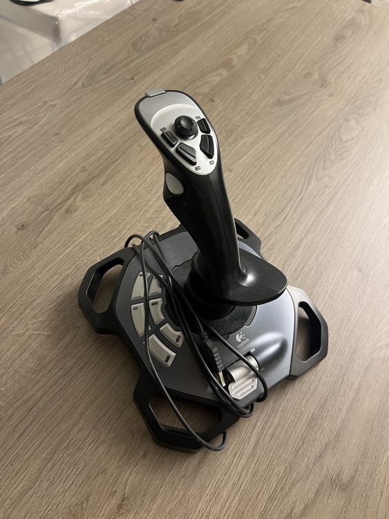 Logitech FORCE 3D PRO F3D mit Flight Simulator X Airbus | Acheter sur ...