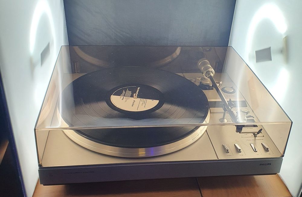 Philips F 7215 mit GP 401 Serie III Tonabnehmer (Gebraucht) in Schachen ...