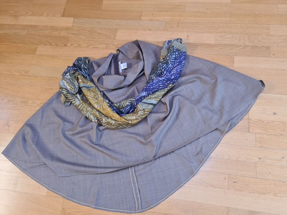 Wunderschöne Pellerine mit Foulard (Gebraucht) in Ferden für CHF 32 ...