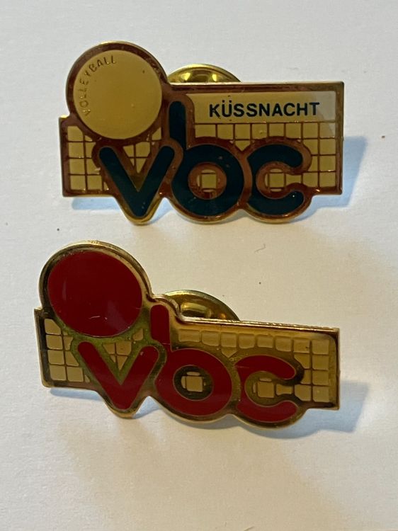 2 Pin Voc Küssnacht Volleyball (Gebraucht) in Basel für CHF 1.5 – mit ...