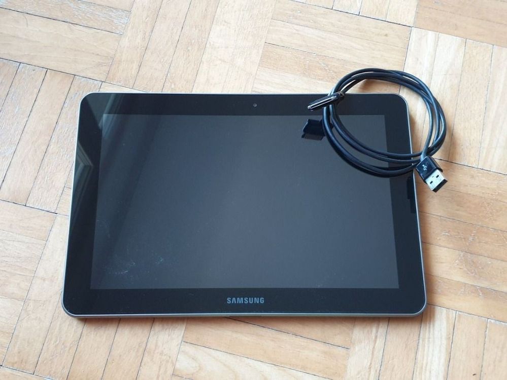 Samsung galaxy tab 10.1 GT-P7510 (D'occasion) à Schliern b. Köniz pour ...