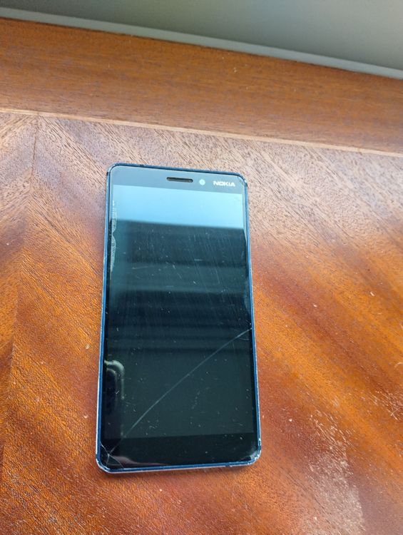 Nokia 6.1 mit defektem Display (Defekt) in Zürich für CHF 19 – mit ...