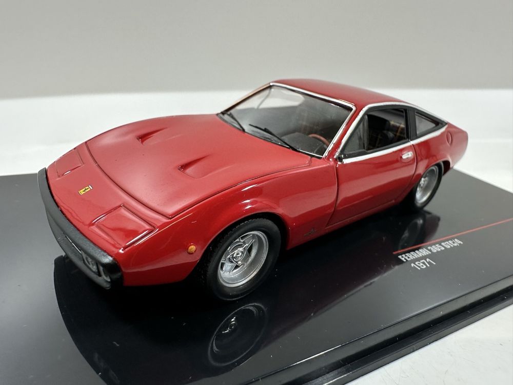 1971 Ferrari 365 GTC/4 1:43, rot, inkl. Acrylbox, IXO (Neu (gemäss ...