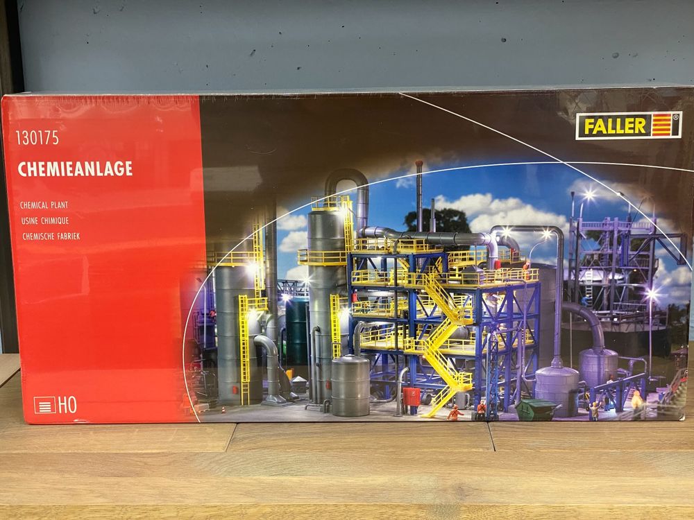 Faller 130175 Chemieanlage H0, Bausatz neu (Neu (gemäss Beschreibung ...
