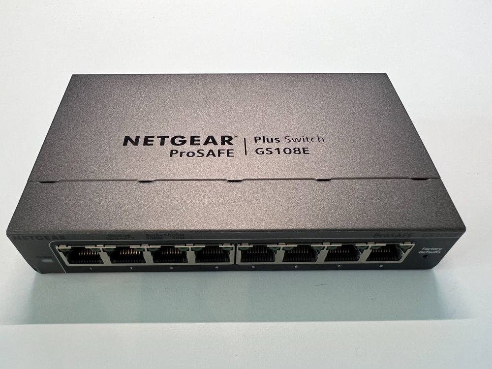 Super genialer Switch Netgear GS108E, 8 Ports Gigabit (Gebraucht) in ...