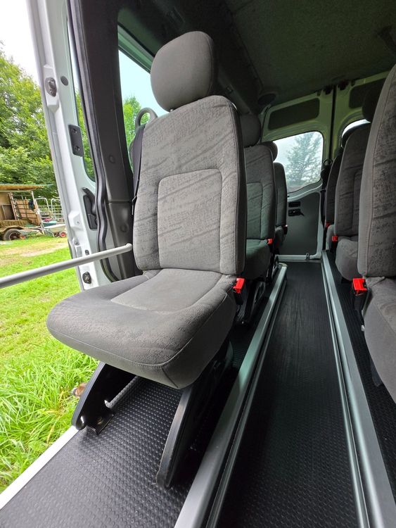 Bus Sitz, Wohnmobil Sitz inkl. Konsole und integriertem Gurt (Gebraucht ...