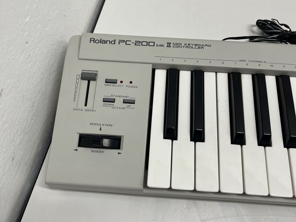 Roland PC200 mkII Midi Keyboard | Kaufen auf Ricardo