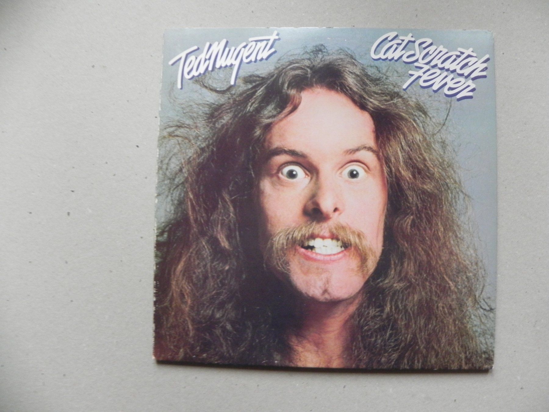 LP USA Rock Gitarrist Ted Nugent 1977 Cat scratch Fever (Gebraucht) in ...