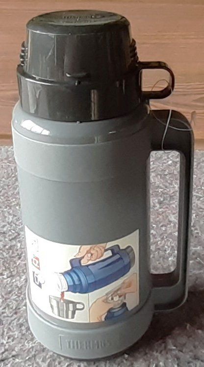 VINTAGE - THERMOS Flasche Original 1 lt. in Grau | Kaufen auf Ricardo