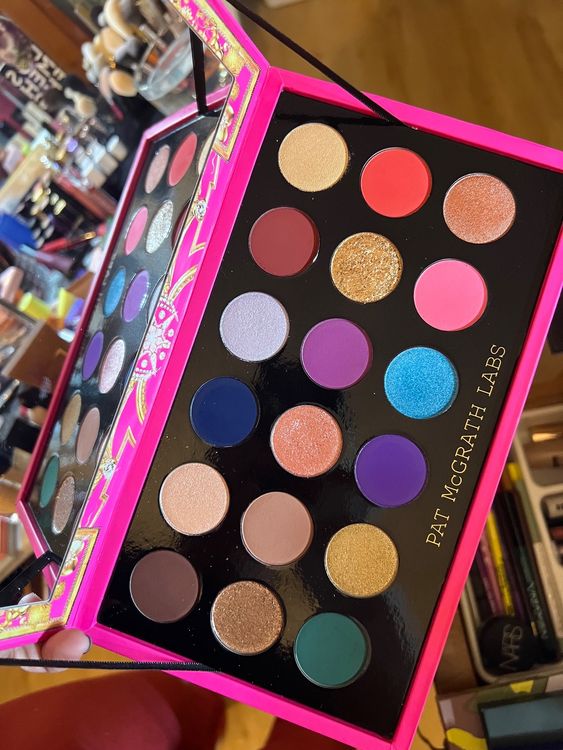 Pat McGrath Labs Mothership Mega Celestial Nirvana Palette (Gebraucht) in Bern für CHF 29 – mit ...
