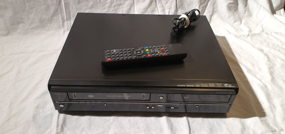 Graveur dvd et lecteur vhs FUNAI WD6D-M100 (D'occasion) à versoix pour CHF 60 – avec livraison ...