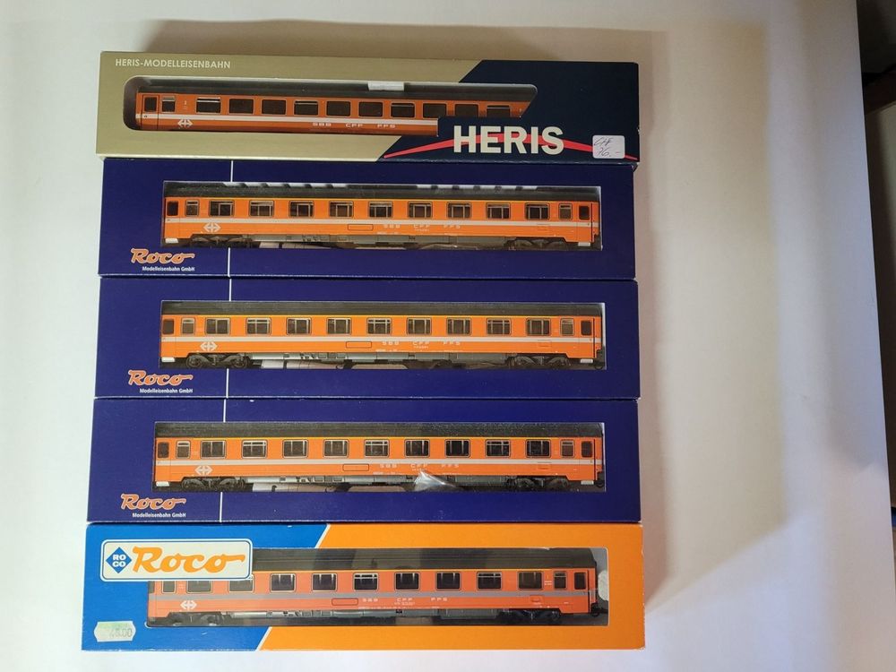 roco 4x 1ère classe et héris 1x 2 ième classe des CFF | Kaufen auf Ricardo