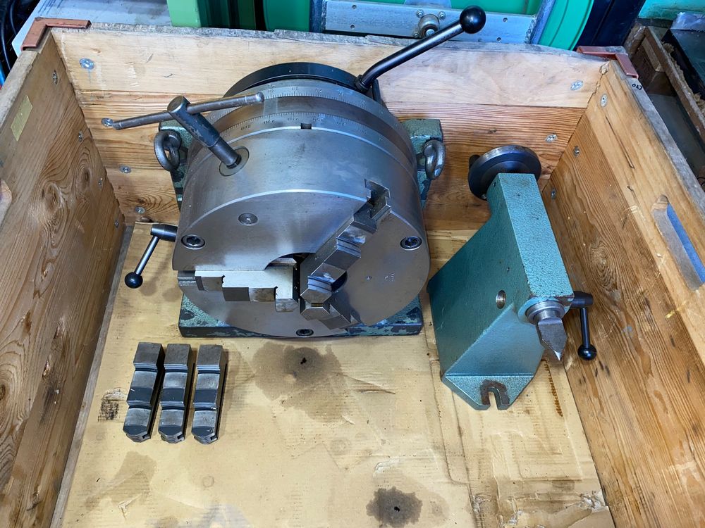 Teilapparat mit Gegenspitze und Dreibackenfutter (Gebraucht) in Boswil ...