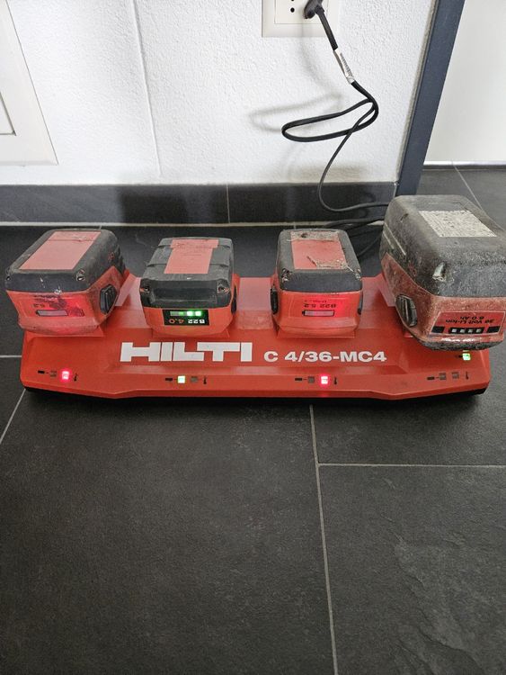 HILTI Akku Akkus Ladegerät (Defekt) in Widnau für CHF 99 – mit ...