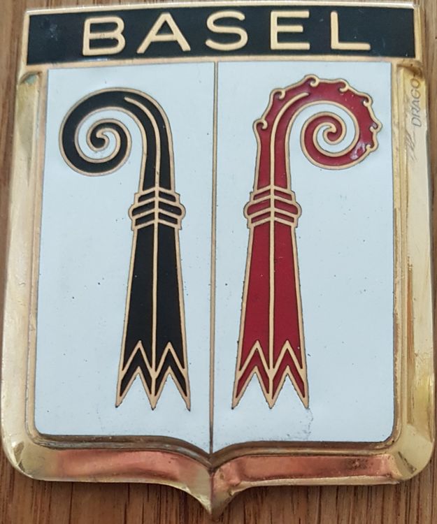 Plakette Emblem BASEL Wappen (Gebraucht) in Neuchâtel für CHF 10 – mit ...