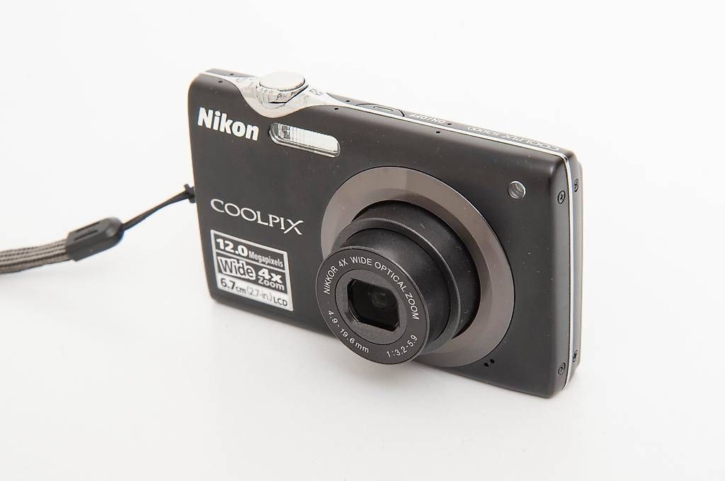 Nikon Coolpix S3000 (D'occasion) à Lausanne pour CHF 70 – avec ...