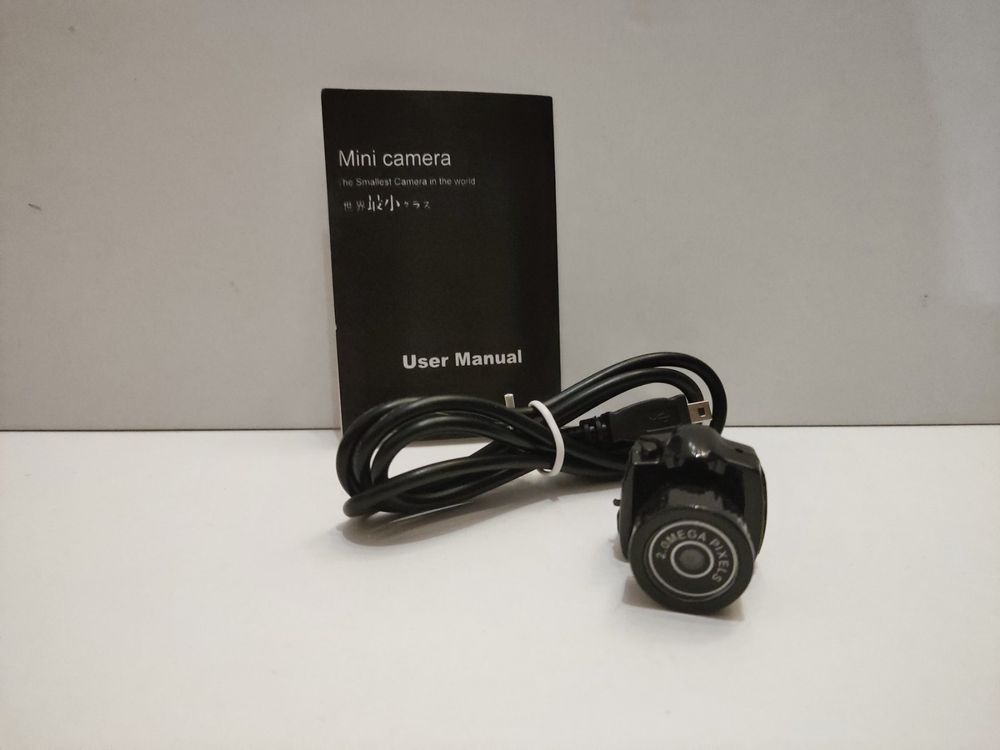 Mini Kamera mit Micro SD Slot - 2 Megapixels mit Ladekabel (Gebraucht ...
