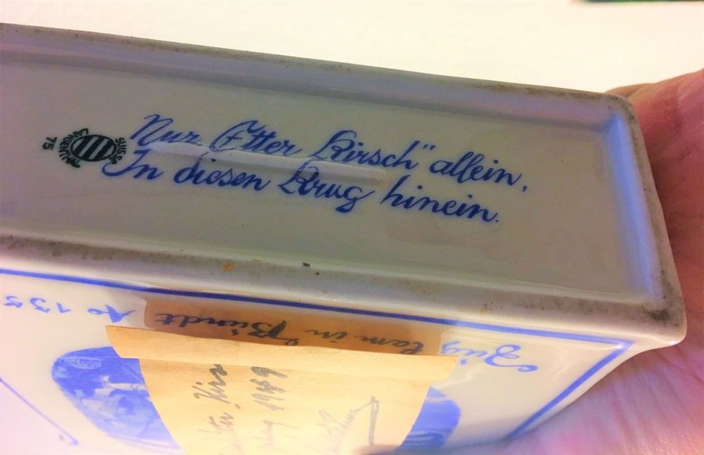 Etter Zuger Kirsch 1949 Porzellanflasche (Neu und originalverpackt) in Elsau für CHF 3999 – mit ...