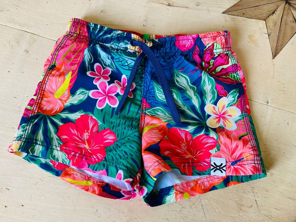 Benetton Badehosen Gr.90 (Gebraucht) in Meggen für CHF 10 – mit Lieferung auf Ricardo kaufen