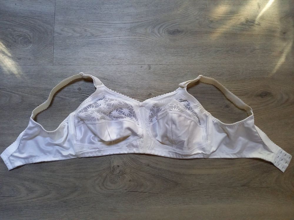 Triumph BH 90 F (Gebraucht) in Bätterkinden für CHF 13 – mit Lieferung ...