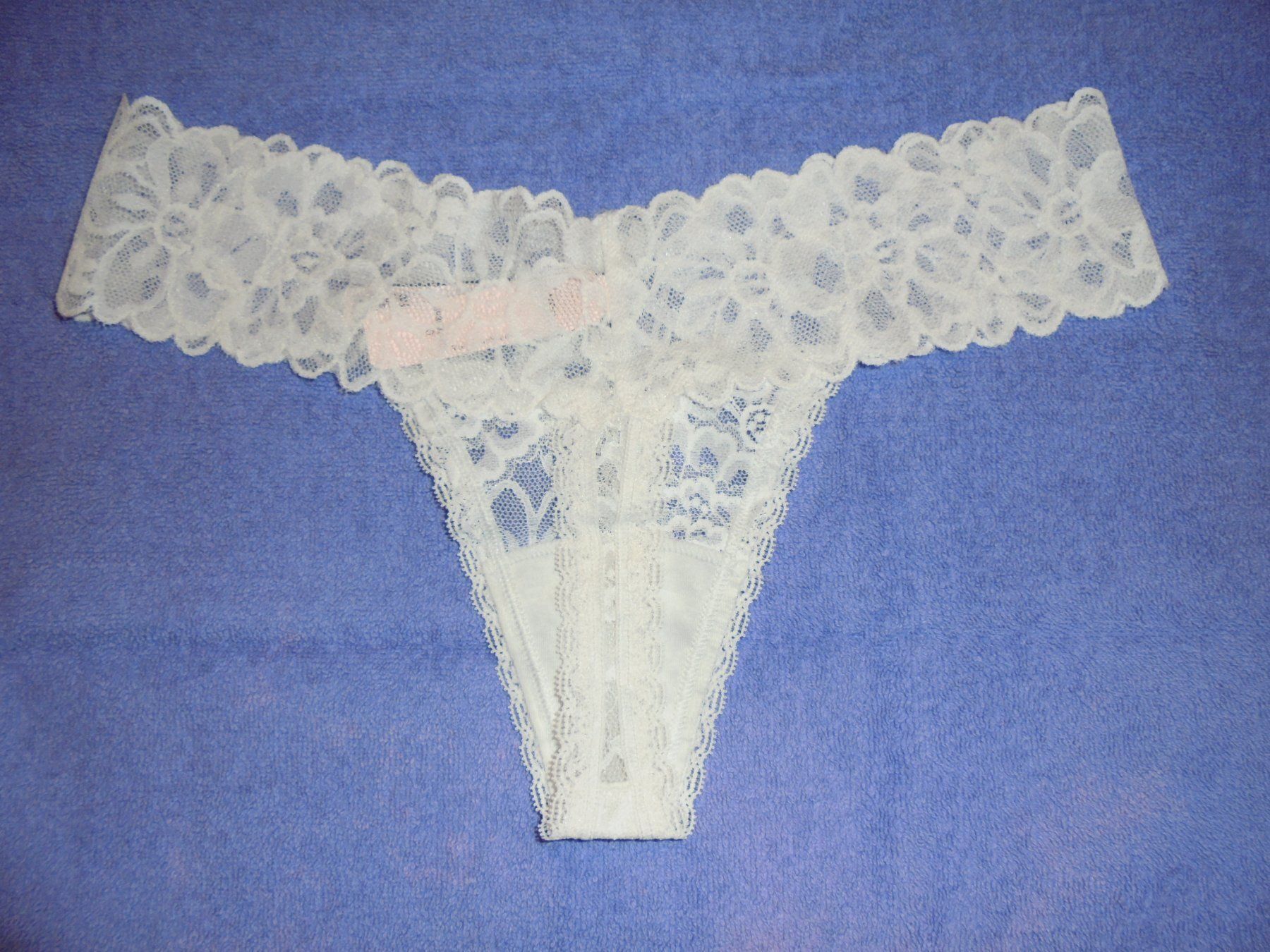 VICTORIA'S SECRET LACIE THONG, S, NEU (Neuf avec emballage d'origine) à ...