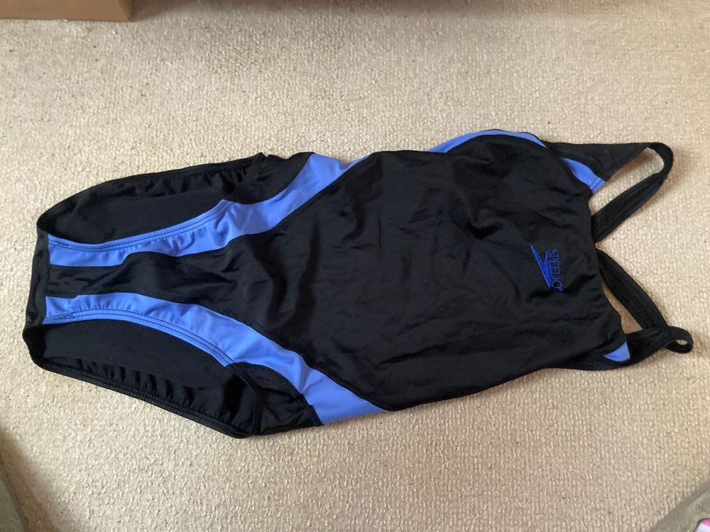 Badehose speedo 44 (Gebraucht) in Winkel für CHF 14 – mit Lieferung auf ...