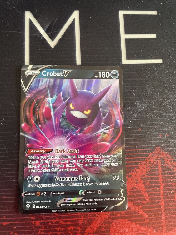 Carte Pokémon Crobat V - État impeccable - Rare! (Neuf (Voir ...